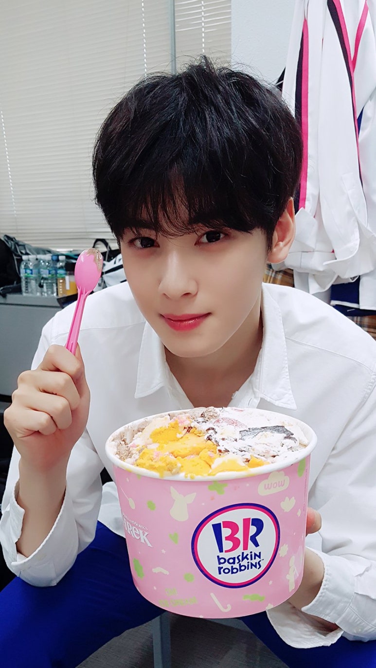 아스트로 차은우차은우 사진차은우 움짤차은우 얼굴천재차은우 배경화면차은우 레전드차은우 고화질차은우 화보차은우 셀카
